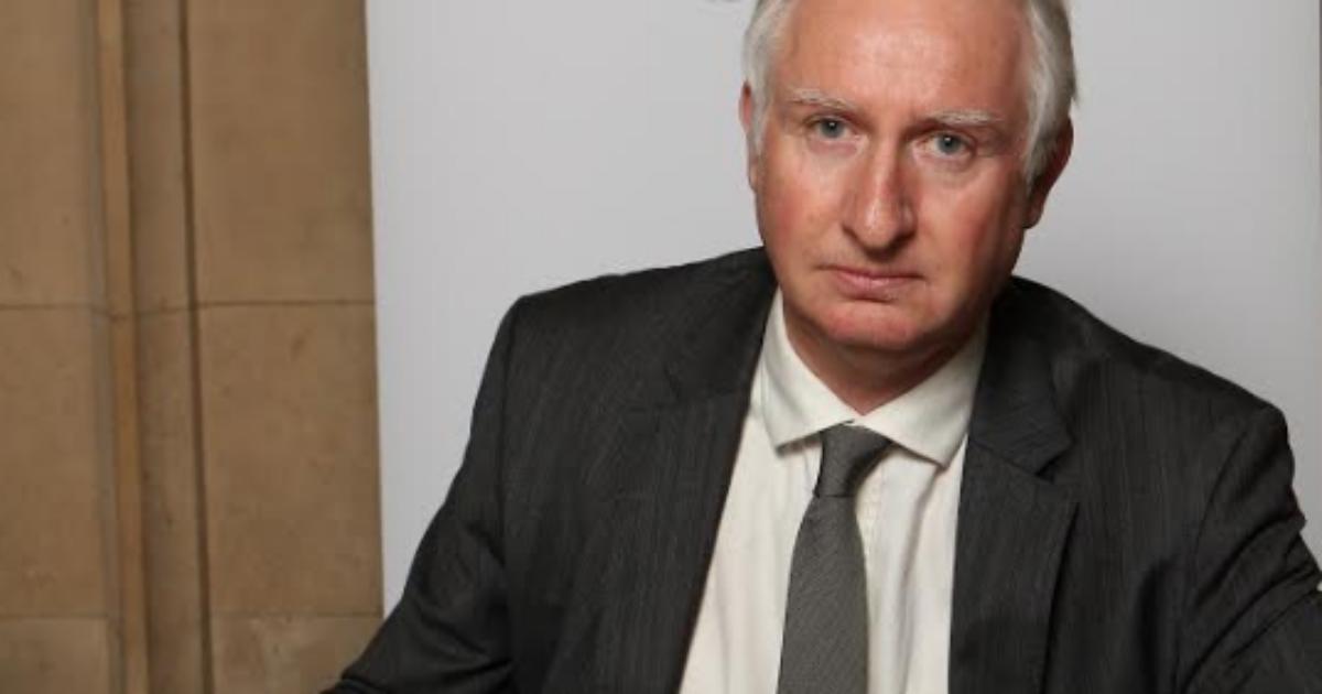 Daniel Zeichner MP signs Holocaust Educational Trust Book of Commitment ...
